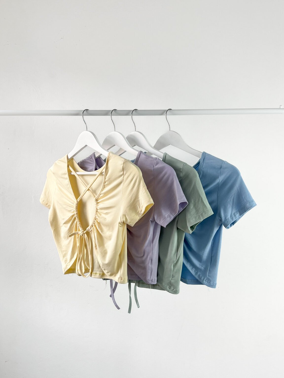 Polera Clásica liso - CREMA BASICS