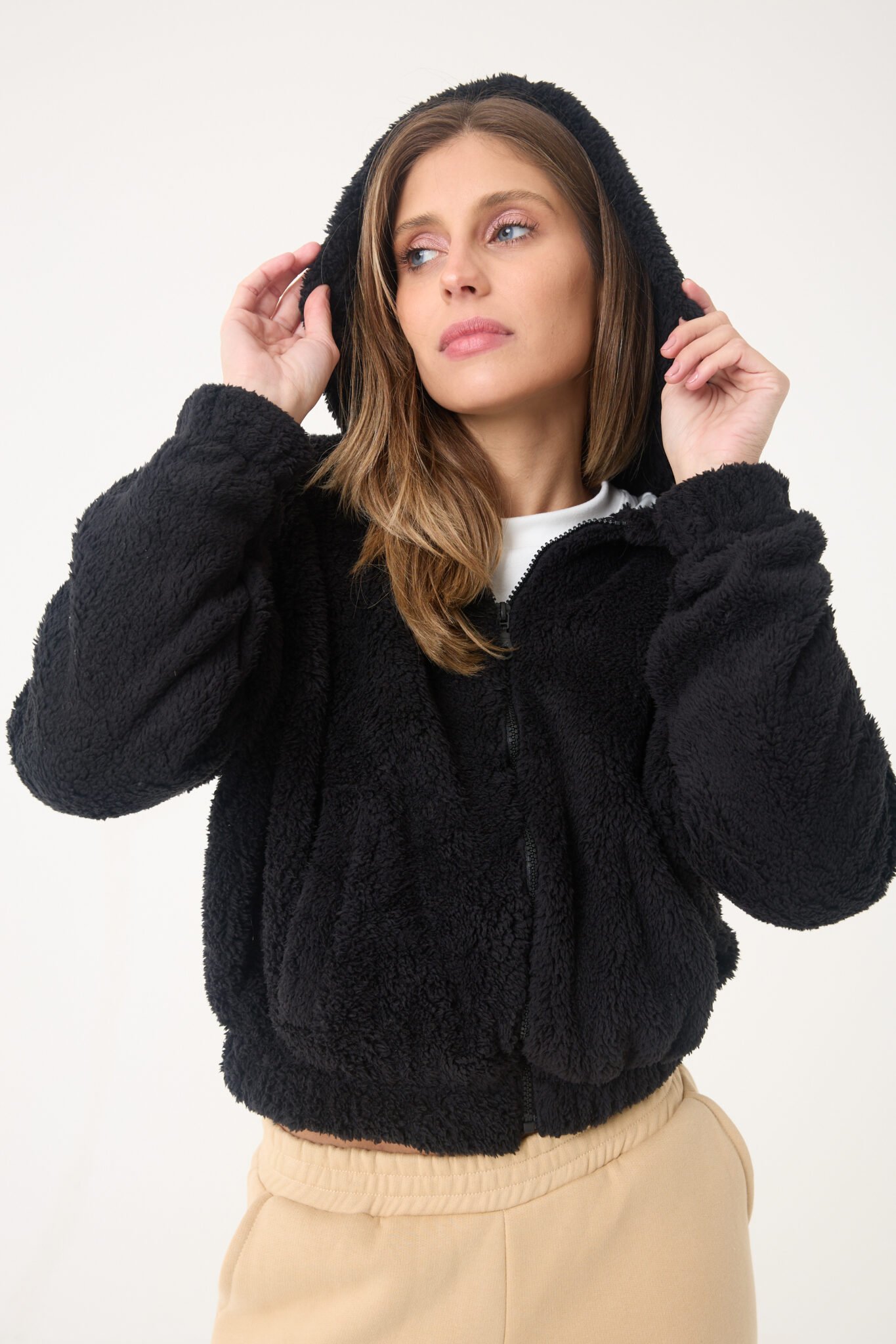 Campera corderito con capucha - CREMA BASICS